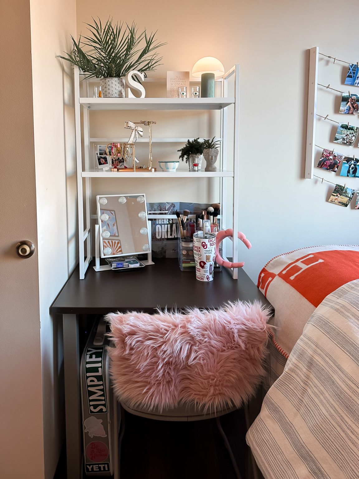 Dorm Room Essentials, Designs & Move-In Tips - Hi Sugarplum!